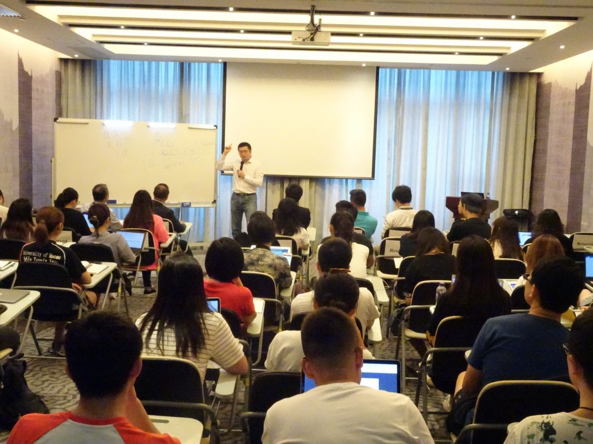 Cutting-edge Applications of Blockchain – “From Informatization to ...